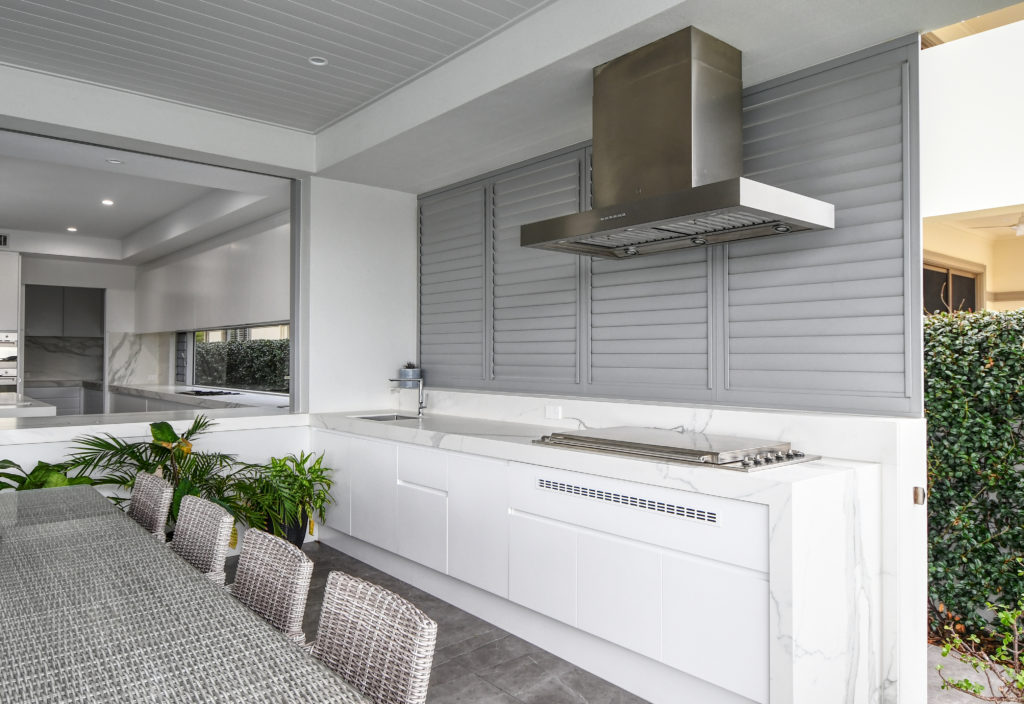 2-Levy-BBQ | Ultimate Splashbacks & Counters